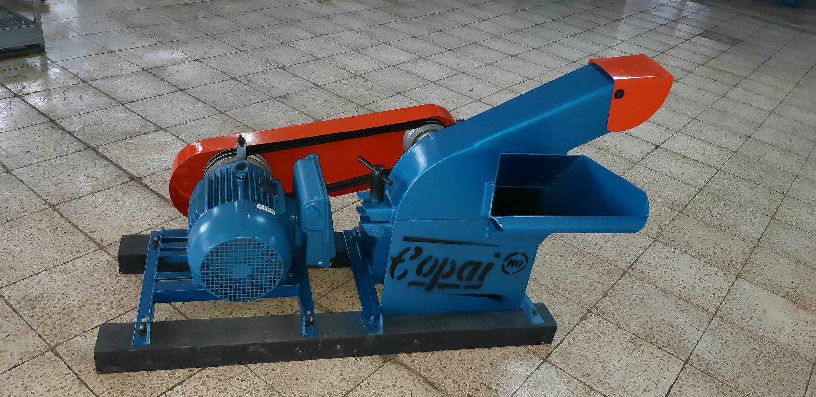 PICADORA DE PASTO CON MOTOR ELECTRICO MONOFASICO en QUEVEDO