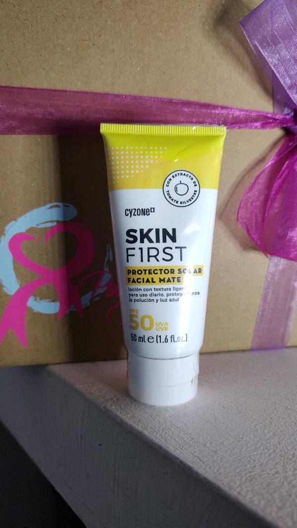 CyZONE SKIN FIRST Protector Solar Mate en San Luis Potosí