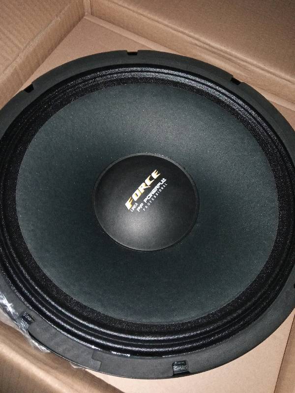 Parlante force del 15 800 wts en San Miguel de Tucumán