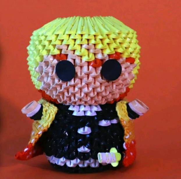 Figura de origami, de zenitsu kimetsu no jaiba en Ciudad Guayana