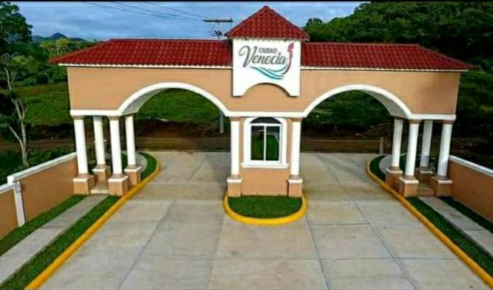 DANLÍ CIUDAD VENECIA en Tegucigalpa