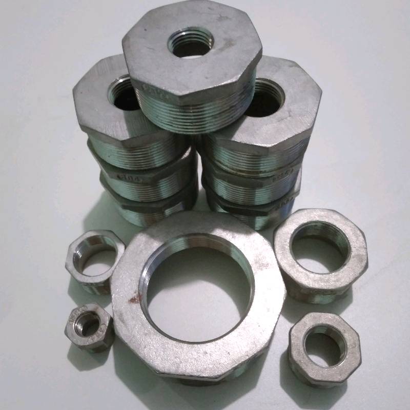 BUSHING ACERO INOX 1 1/2" x 1/2" en Chiclayo