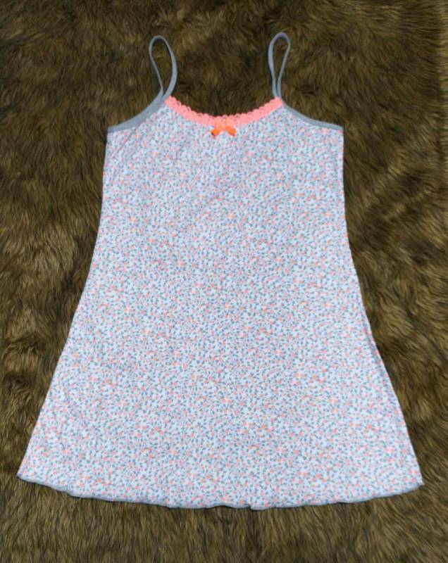 Hermosaa batolitas en Medellin