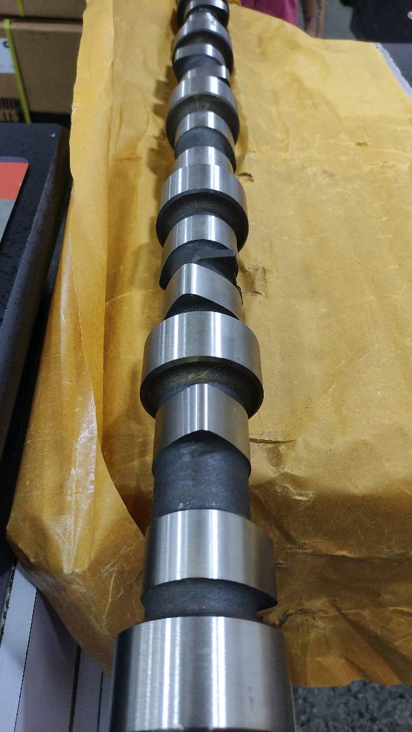 Árbol de leva cummins 6CT cargo 1721 en Barquisimeto