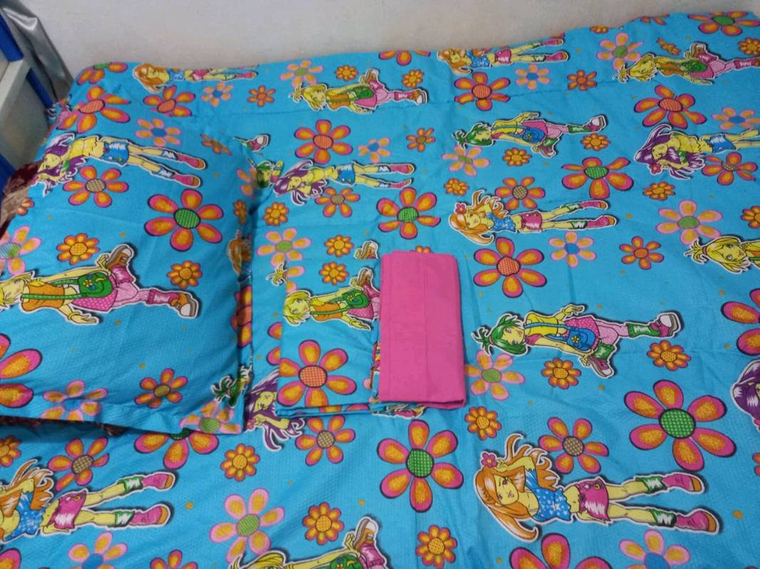 Juego de corcha infantil pasa cama twin (39) de 4 piezas en Santiago de los Caballeros