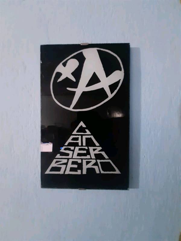 Logo de Canserbero y Acru en Córdoba