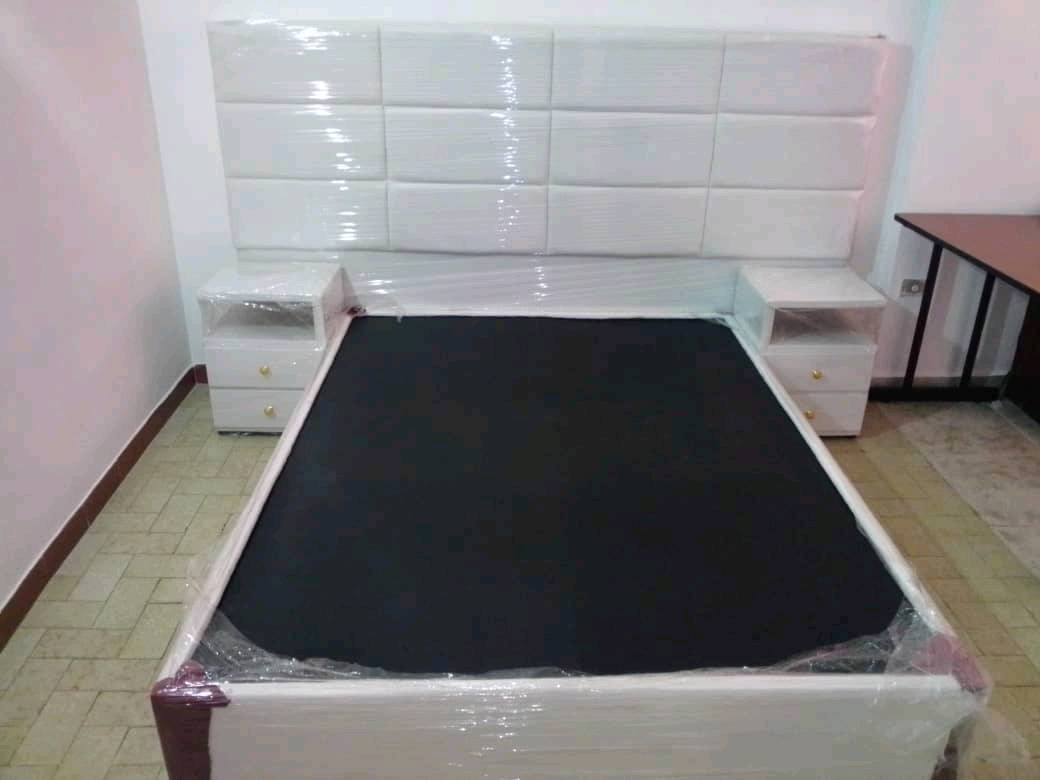 Cama copete panela copete grande con mesas en Valencia