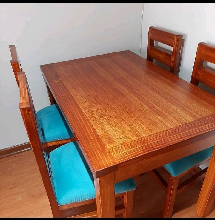 Comedor 4 Sillas color Rauli en Santiago