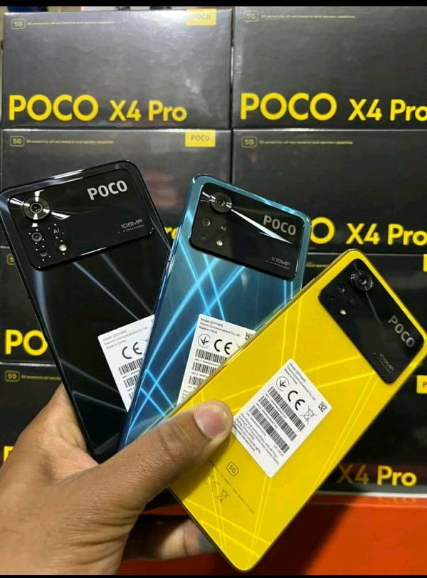 XIAOMI POCO X4 PRO 5G 128GB/6GB ( AMARILLO Y NEGRO ) global en Santo Domingo