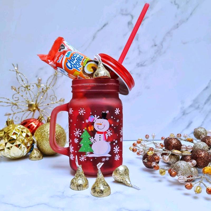 Vasos Navideñas rellenas de Dulces en Boydton