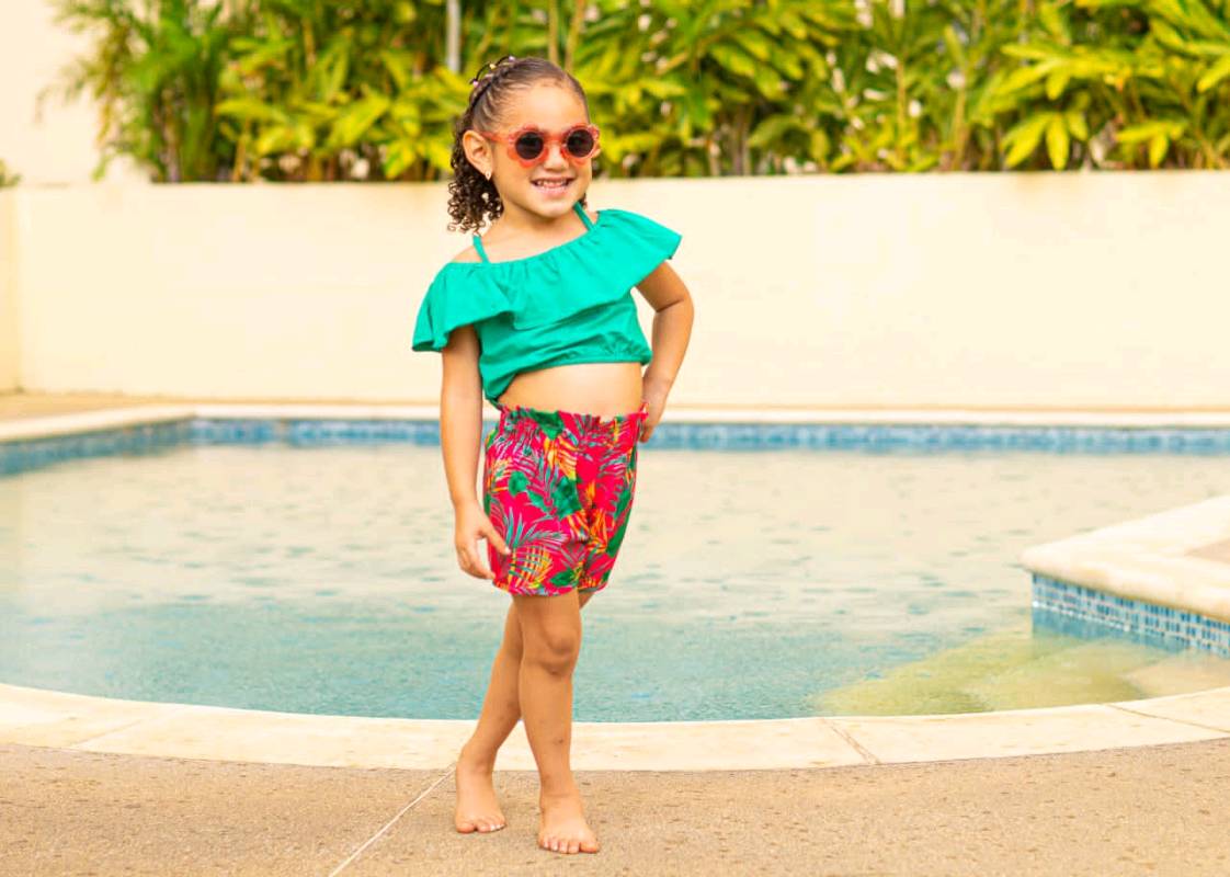 Conjunto playero verde y fucsia en Valencia