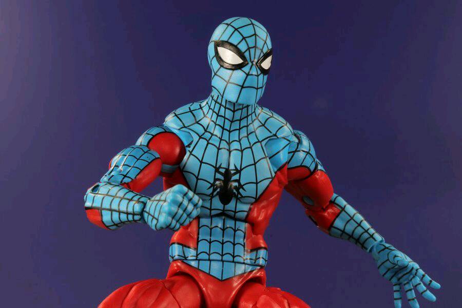 WEBMAN -Marvel Legends retro wave en Guayaquil