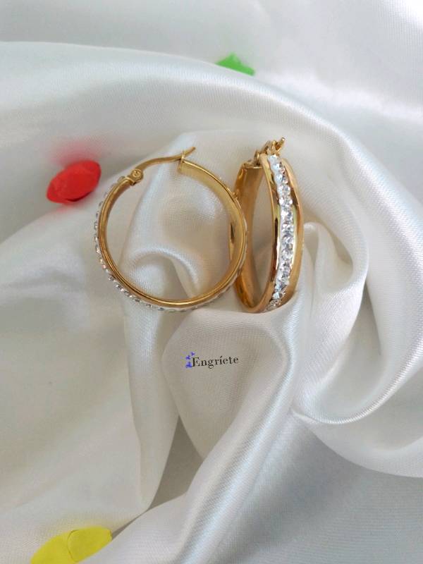 Argollas grandes con pedrería ️ en Lima