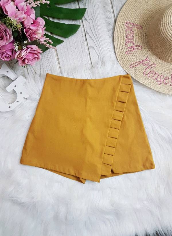 Faldashort Lua en Lima