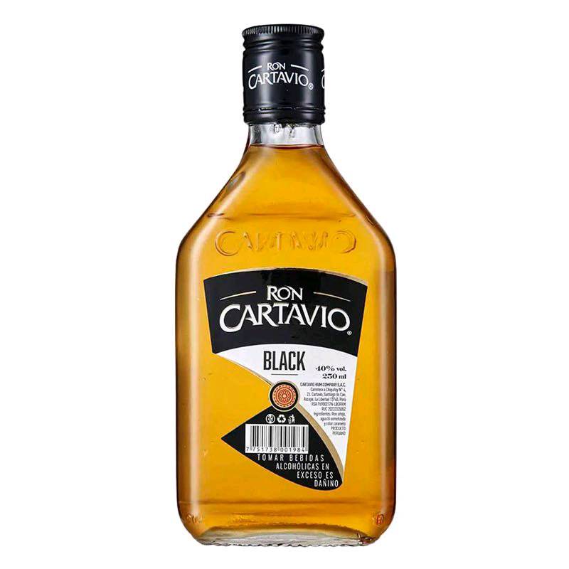 Ron Cartavio Black chata 250ml caja x 36 und. en Lima