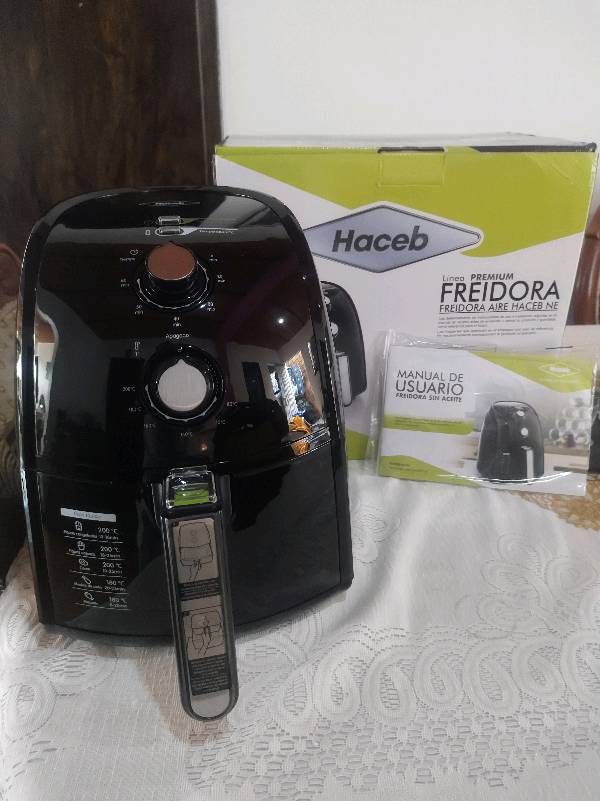 Freidora Aire Haceb en Caracas