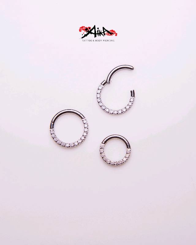 Aro Clicker frontal de titanio grado implante. en Caracas