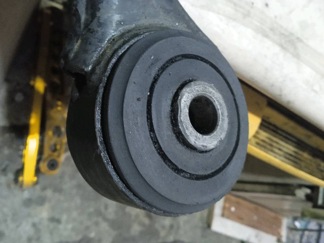 Fabrica de bushing y soportes de vehículos en Santo Domingo