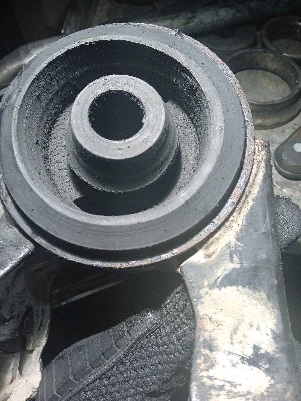 Fabrica de bushing y soportes de vehículos en Santo Domingo