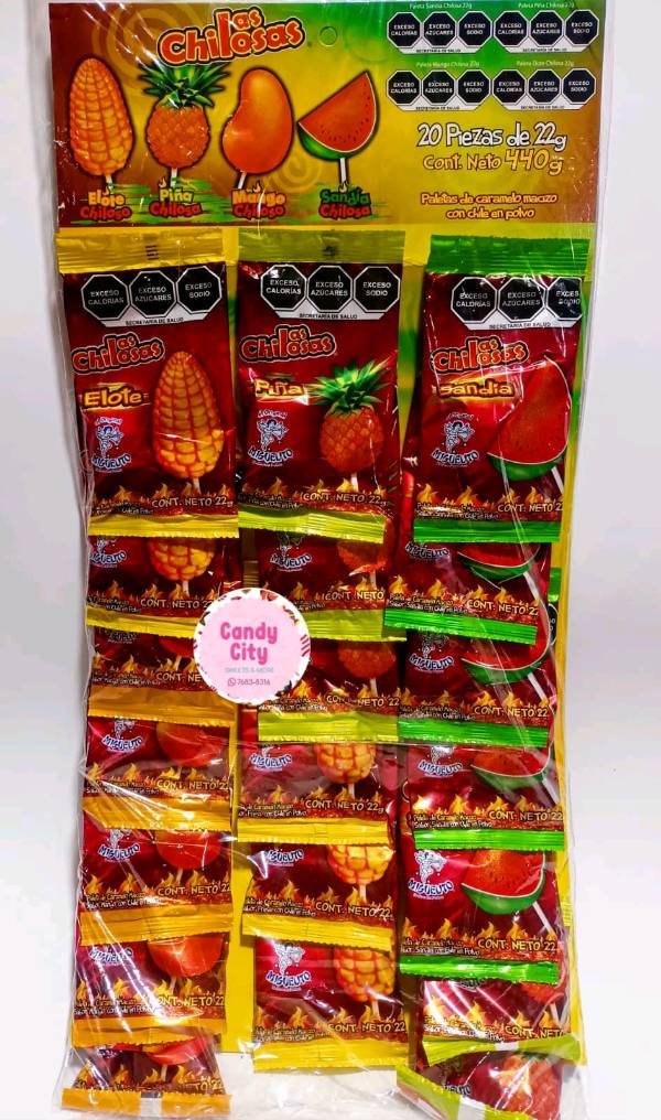 Las chilosas (paletas con polvo Miguelito) en San Salvador