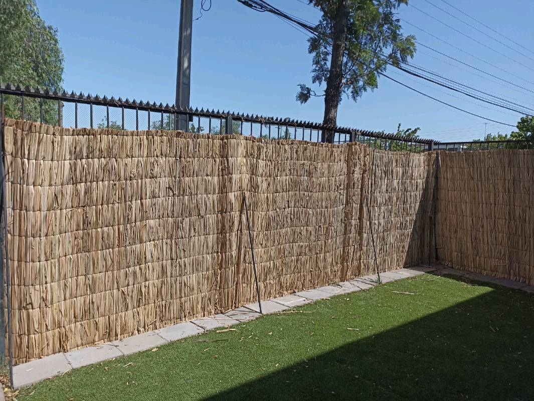 Totora Rustica Tradicional en Santiago de Chile