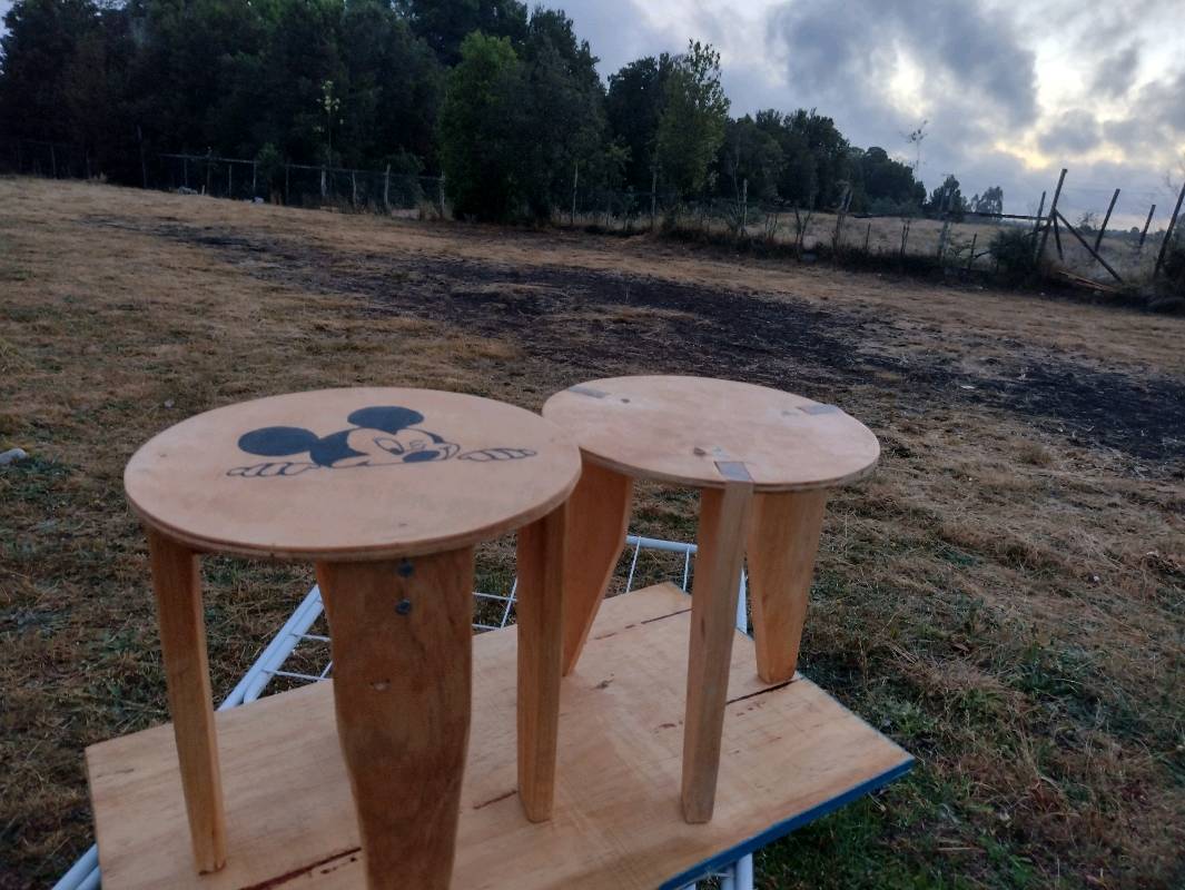 Banquito de madera niños en Calbuco