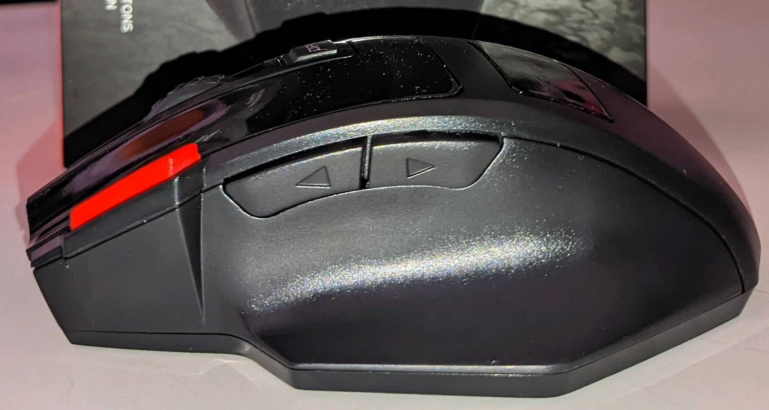 Mouse gamer RGB inalámbrico 1600 DPI