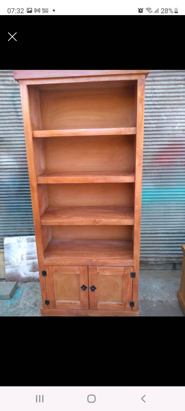 Librero rustico en Santiago