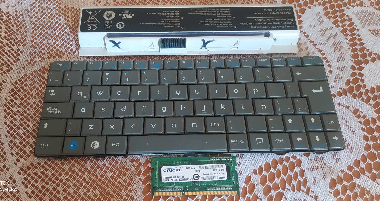 Teclado,batería y memoria ram para canaima letras roja en Maracaibo