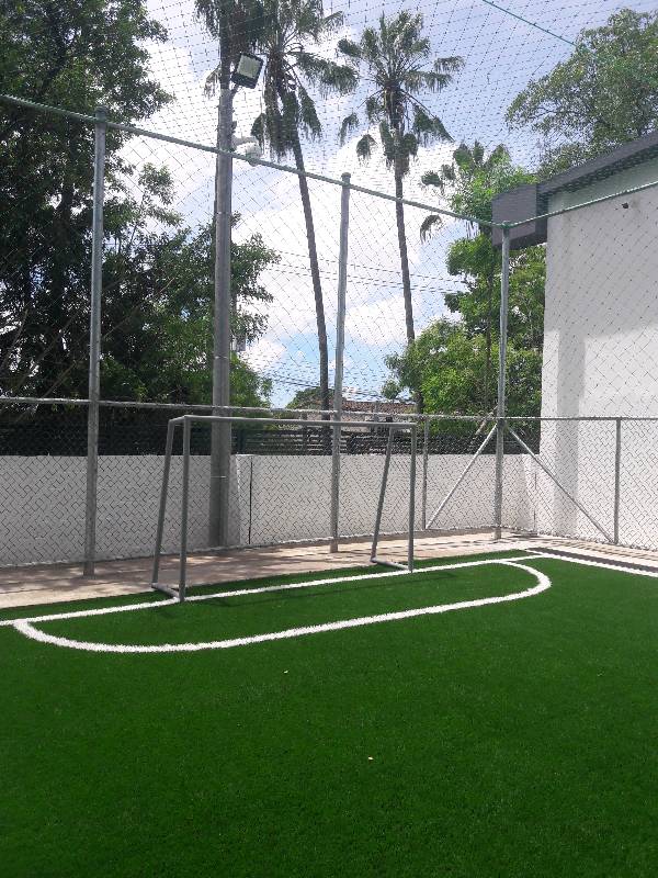 Redes o mayas de todos los deportes se hacen a la medida en San Miguel
