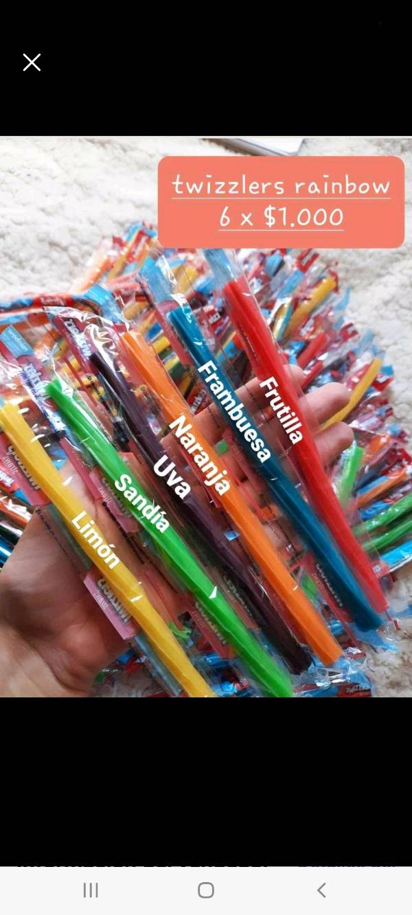Twizzlers rainbow en Arica