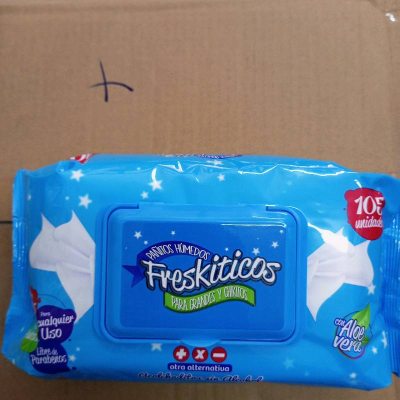 Pañitos Húmedos Freskitos en Bahia de Caraquez
