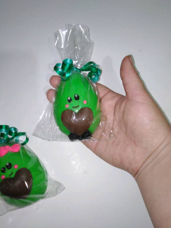 aguacates de chocolate en Popayán