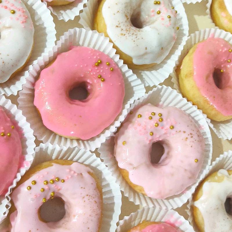 15 Mini donas glaseadas y decoradas en Chicureo Abajo