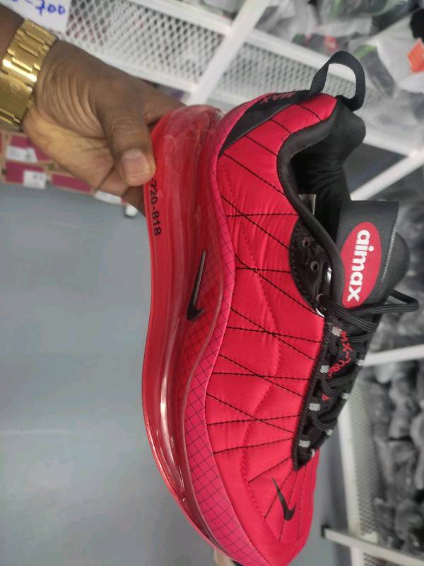 Zapatillas deportivas Nike. en Panamá