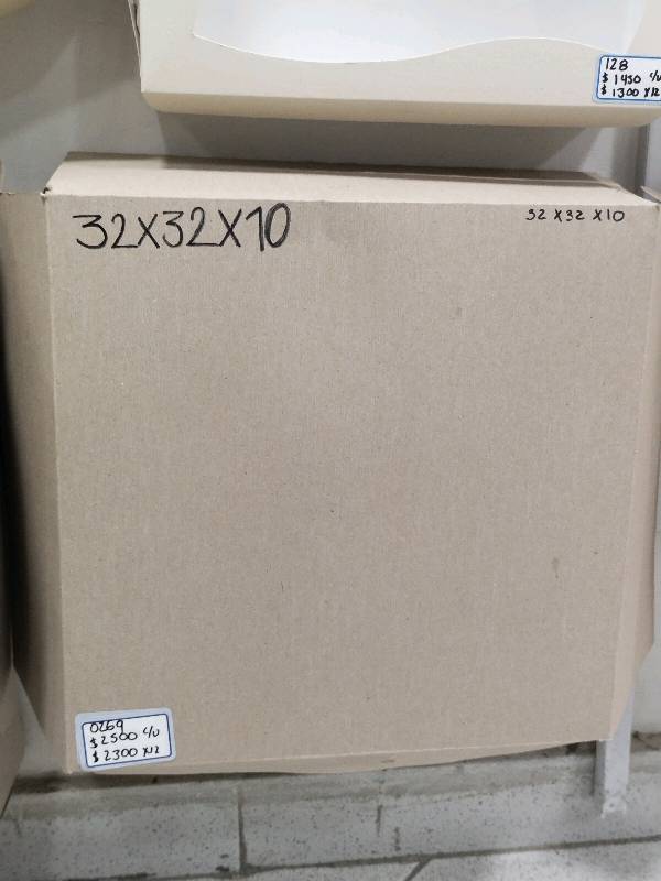 CAJA 32X32X10 en Soacha
