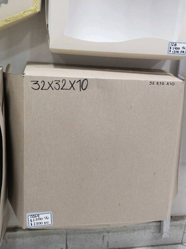 CAJA 32X32X10 en Soacha