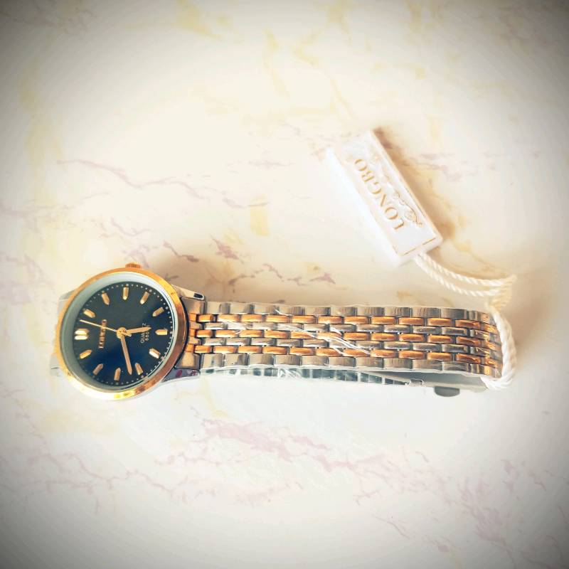 Reloj marca Longro en Panamá