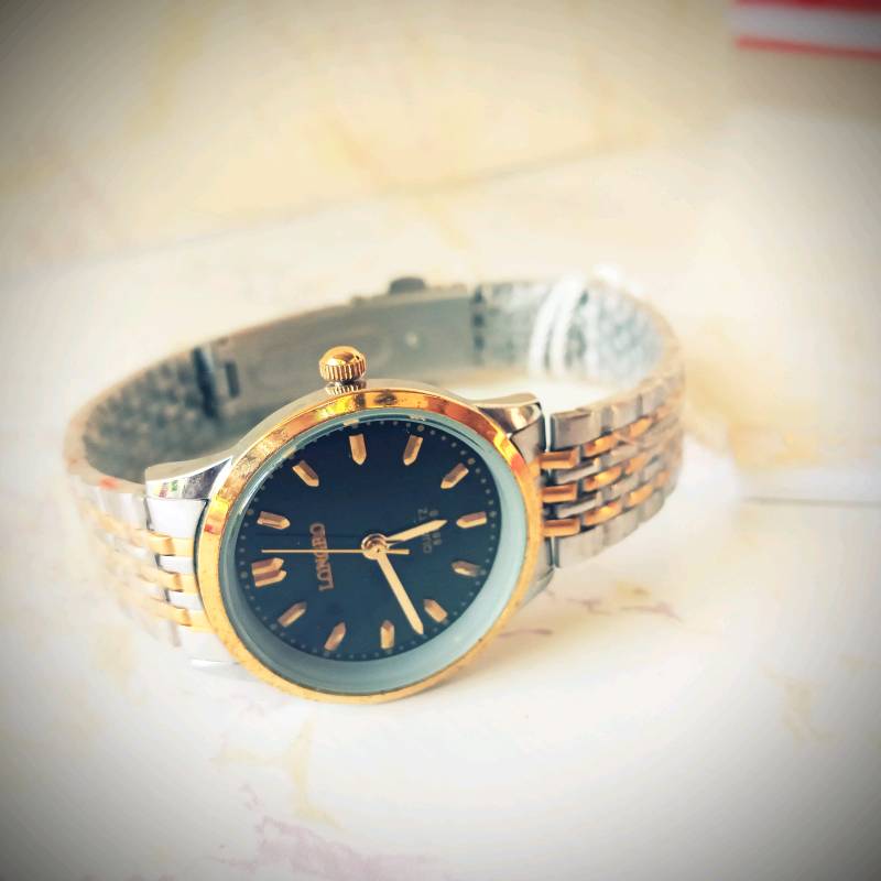 Reloj marca Longro en Panamá