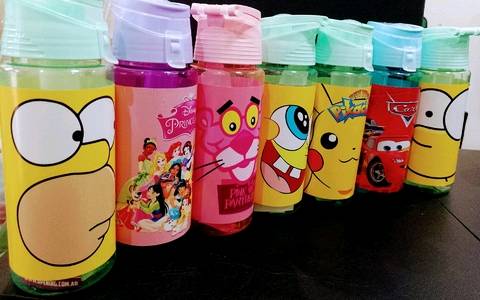 Botellas animadas en Castelar