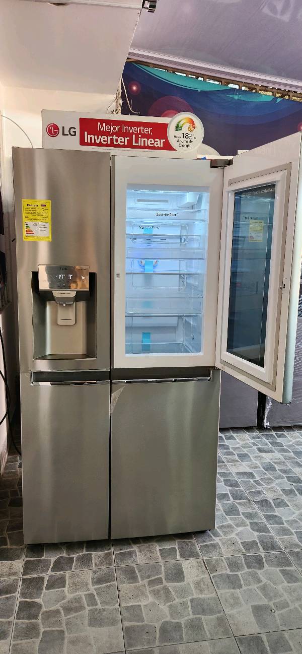 NEVECON LG INSTAVIEW 668 LITROS en Bogotá