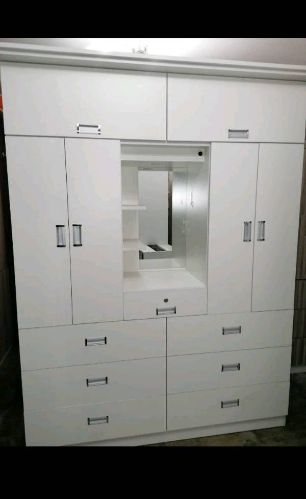 Ropero de melamina de 18mm en Lima