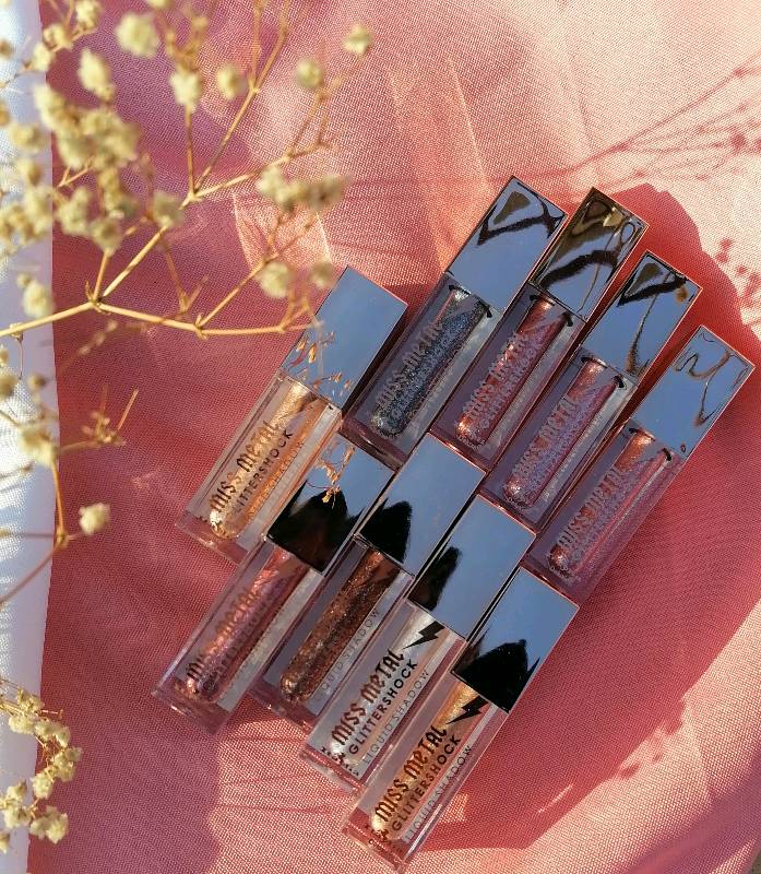 Italia Deluxe - Miss Metal Sombras metálicas en Acapulco