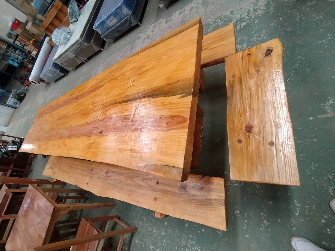 JUEGO DE MESA MADERA TIMBÓ en villeta