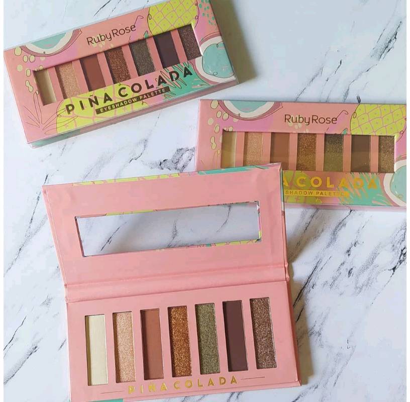 Sombras piña colada Ruby Rose en Montevideo