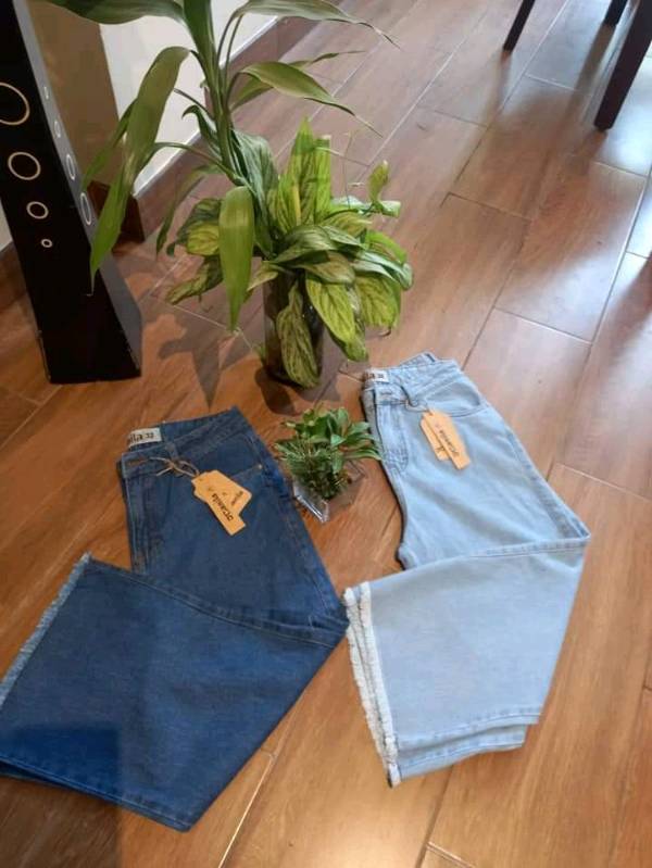 Jeans basta ancha en Cuenca