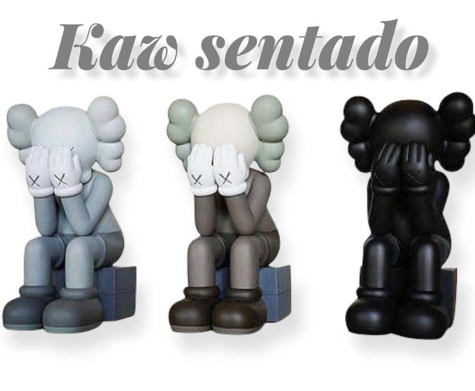 Trio kaw sentado en Bogota