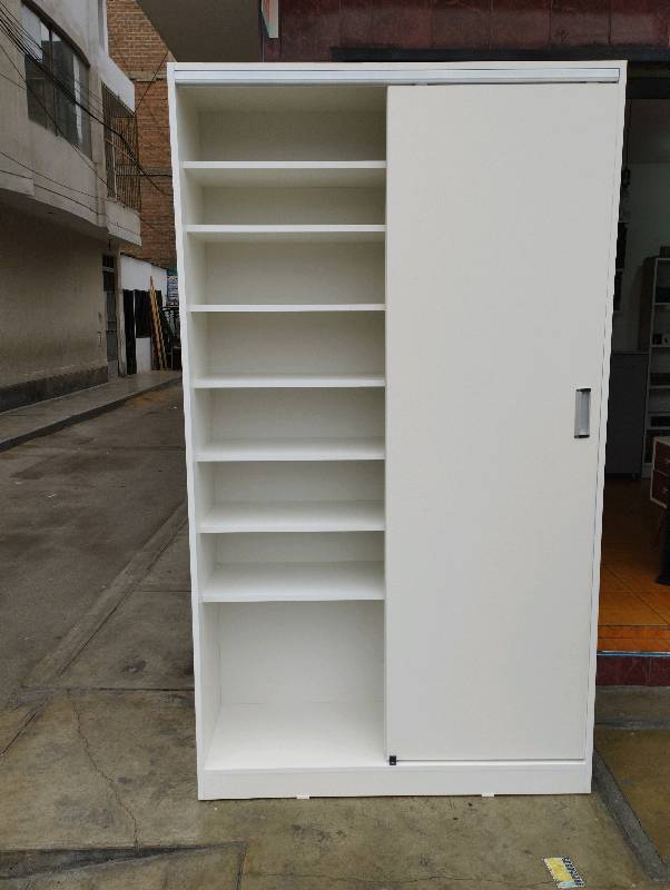 ZAPATERA CON PUERTAS! en Lima