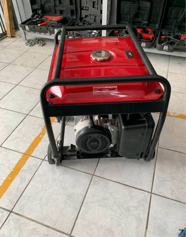 GENERADOR HONDA EG 6500 CXS en Lima