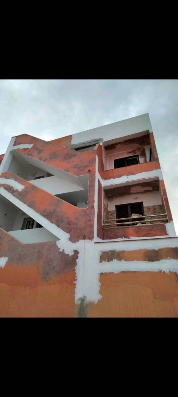 Resane en muros, aplicación de pintura en Campeche